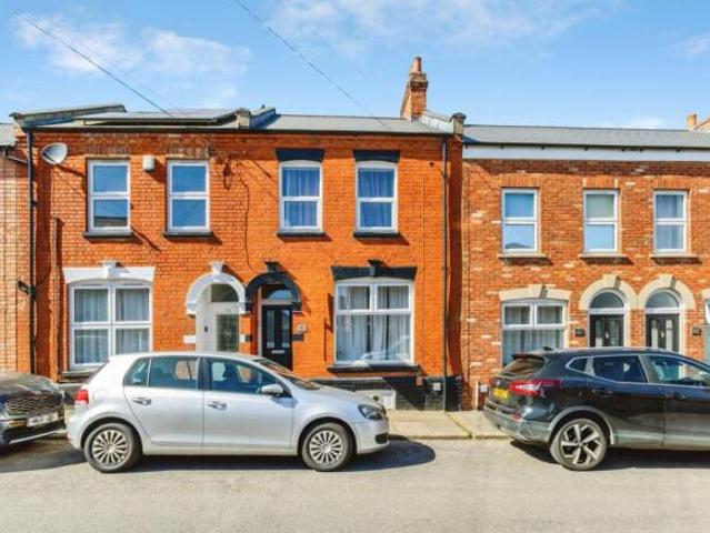 3 bedroom terraced house for sale in Junction Road, Northampton, Northamptonshire, NN2