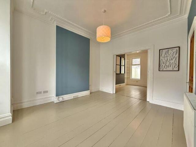 3 bedroom terraced house for sale in Onslow Road, Peverell, Plymouth. Beautifully presented 3 bed family home close to parks, schools and amenities, PL2