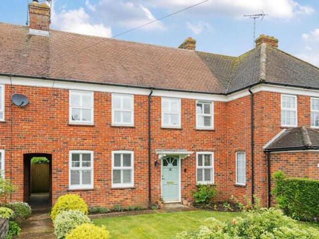 3 Bedroom Terraced House For Sale In Odiham, Hampshire