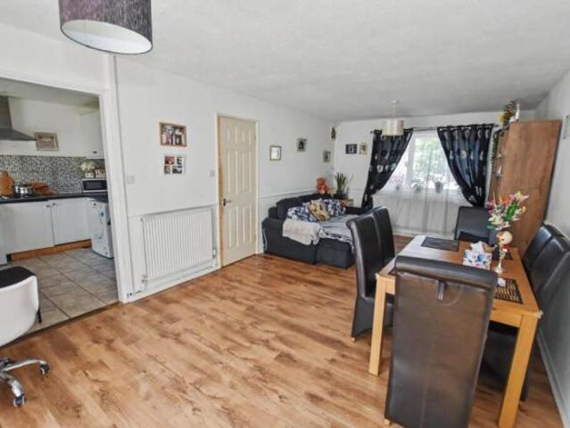 3 bedroom terraced house for sale in Old Barn Court, Lings, Northampton, NN3
