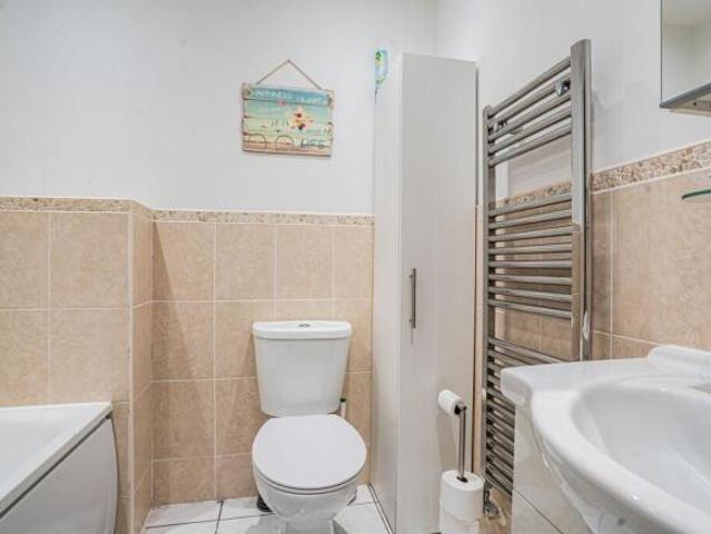 3 bedroom terraced house for sale in Old Dairy Close, Swindon, SN2