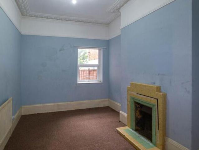 3 bedroom terraced house for sale in Old Southend Road, Southend On Sea, SS1