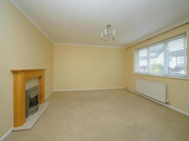 3 bedroom terraced house for sale in Oldfield Road, London Colney, St. Albans, AL2