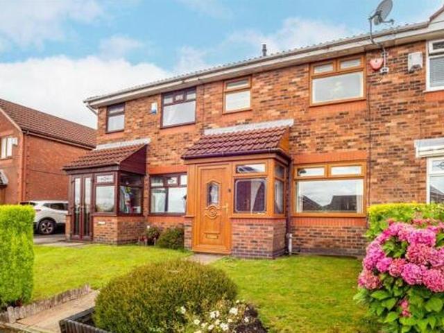 3 Bedroom Terraced House For Sale In Oldham, Greater Manchester