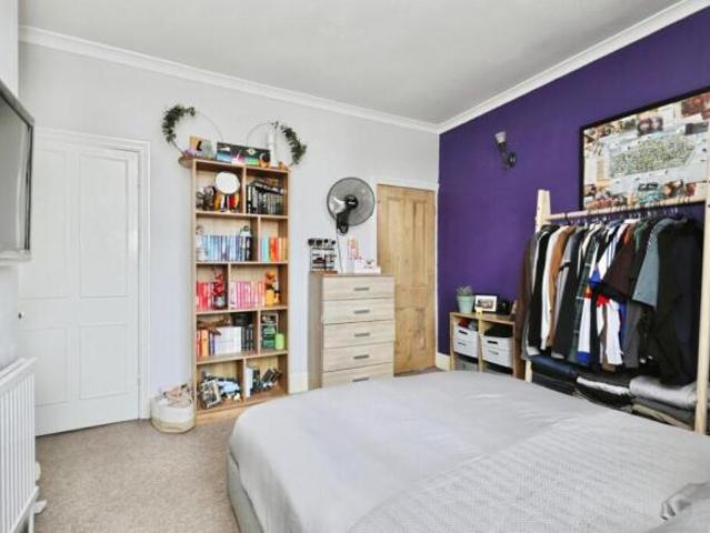 3 bedroom terraced house for sale in Olive Grove Road, Heeley, Sheffield, S2 3GD, S2