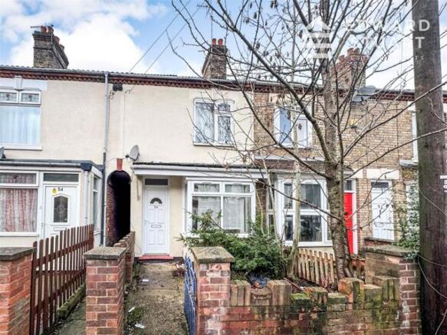3 bedroom terraced house for sale in Orchard Street, Peterborough, Cambridgeshire, PE2