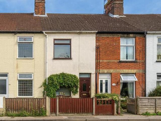3 Bedroom Terraced House For Sale In Oulton