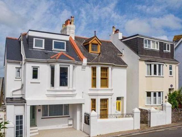 3 bedroom terraced house for sale in Overgang Road Brixham TQ5