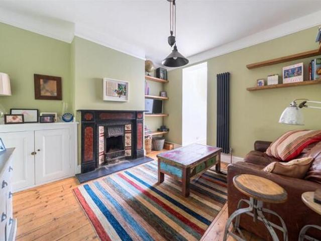 3 bedroom terraced house for sale in Oxford Road, Canterbury, CT1