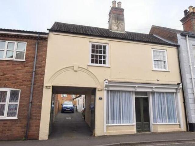 3 Bedroom Terraced House For Sale In Louth