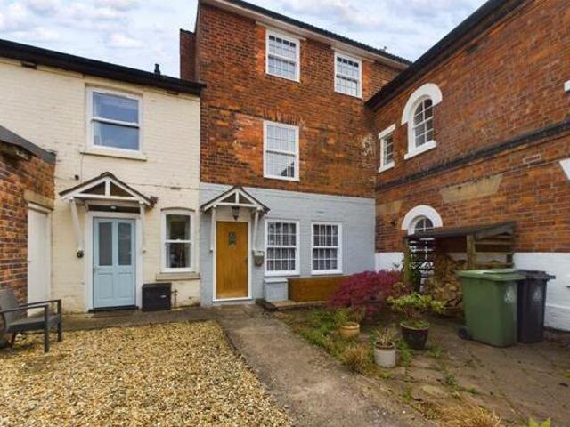 3 Bedroom Terraced House For Sale In Love Lane