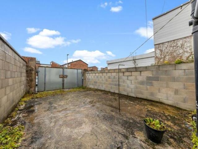 3 bedroom terraced house for sale in Lovely Lane, Warrington, WA5