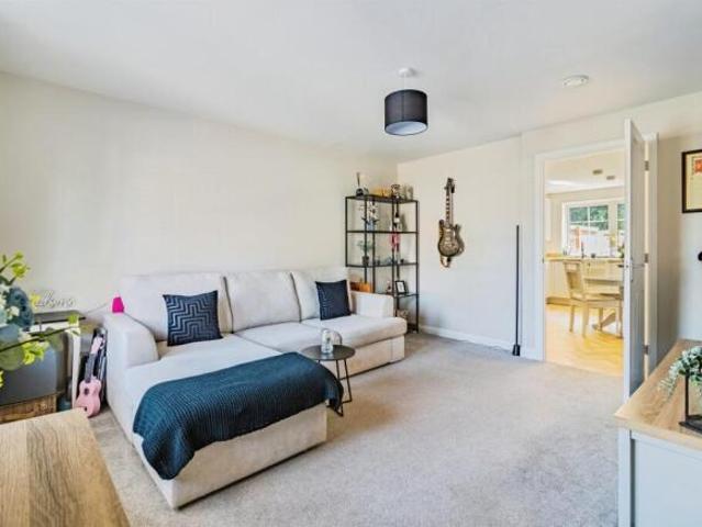 3 bedroom terraced house for sale in Loveridge Drive, Alphington, Exeter, EX2