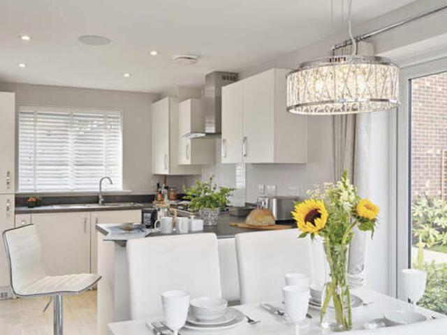 3 bedroom terraced house for sale in Lower Broadheath, Worcester, WR2 6RF, WR2