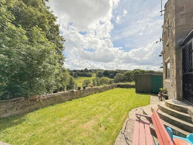 3 bedroom terraced house for sale in Lower Kipping Lane, Thornton, Bradford, BD13