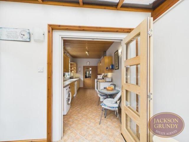3 bedroom terraced house for sale in Loyd Road, Abington, NN1 5JA, NN1