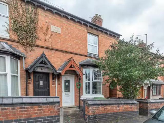 3 bedroom terraced house for sale in Lodge Road, Redditch, Wor.