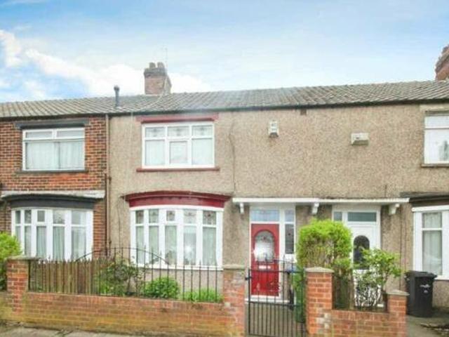 3 Bedroom Terraced House For Sale In Longlands