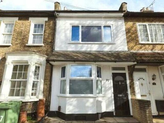 3 Bedroom Terraced House For Sale In London, London