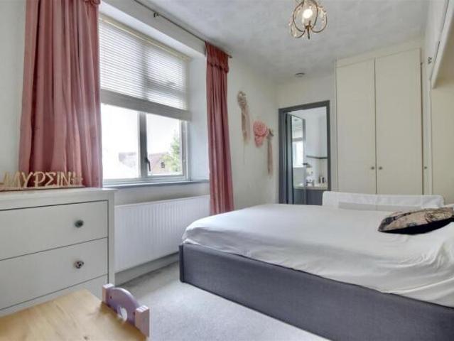 3 bedroom terraced house for sale in London Road, Portsmouth, PO2