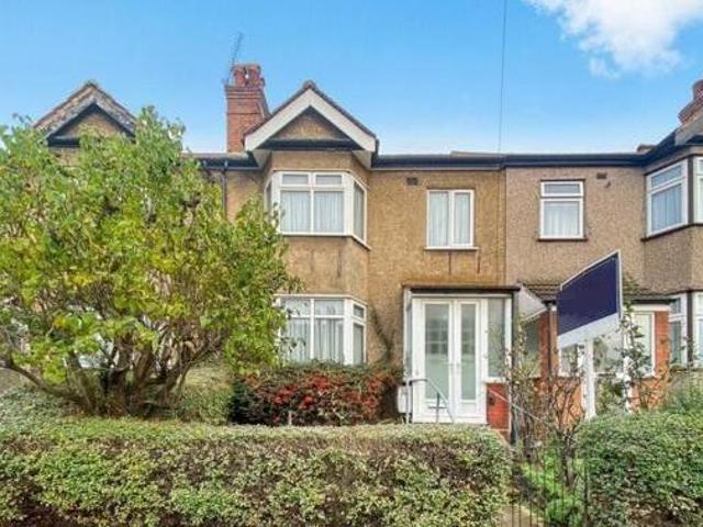 3 Bedroom Terraced House For Sale In London