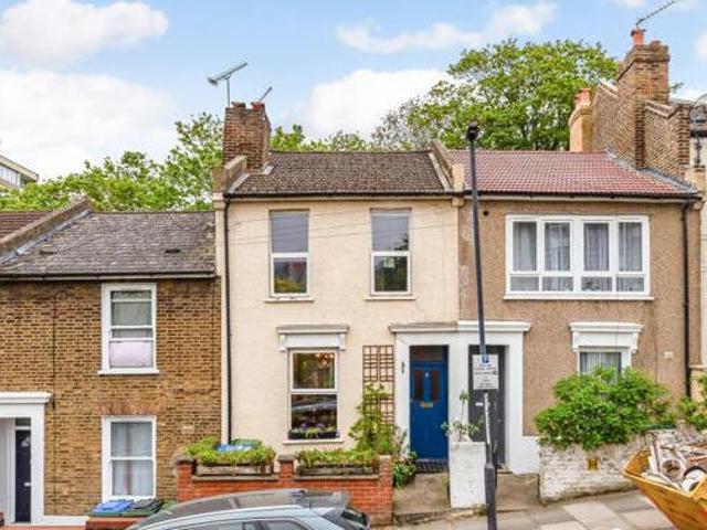 3 Bedroom Terraced House For Sale In London