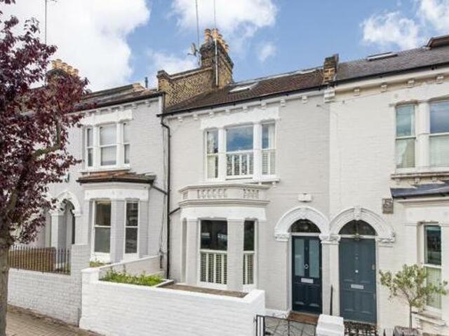 3 Bedroom Terraced House For Sale In London