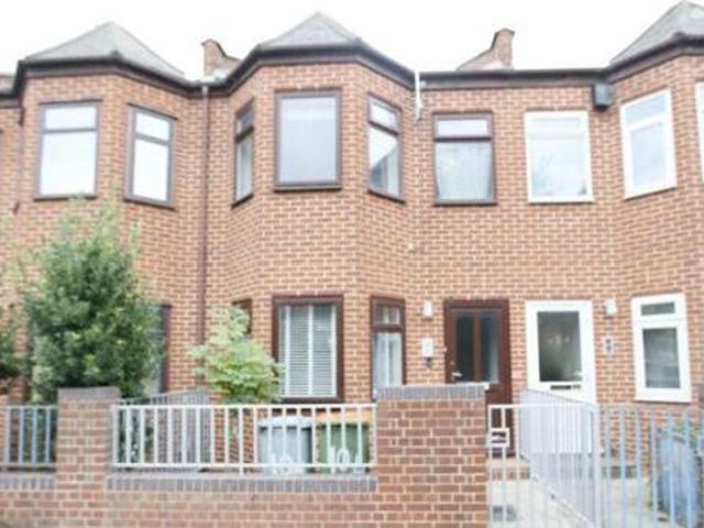 3 Bedroom Terraced House For Sale In London