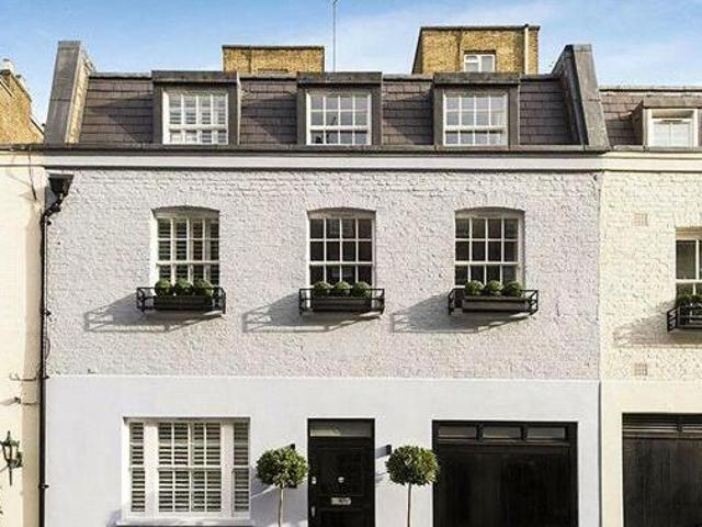 3 Bedroom Terraced House For Sale In London