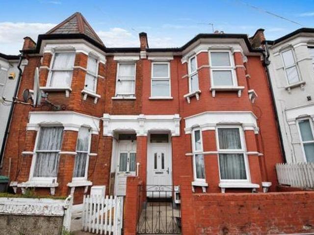3 Bedroom Terraced House For Sale In London