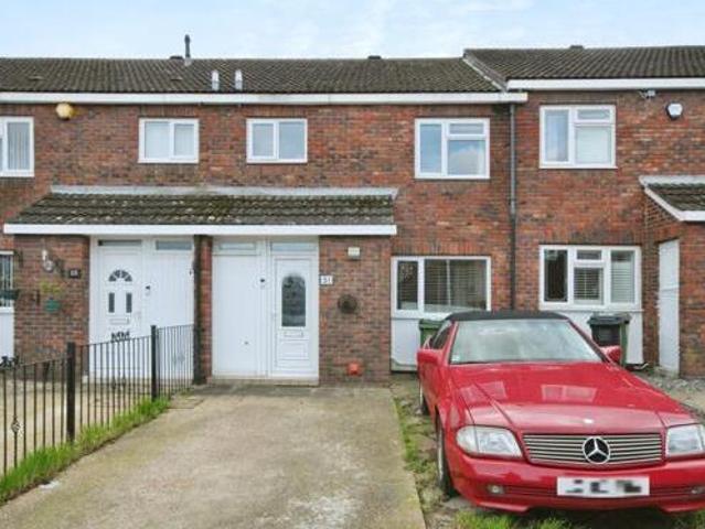 3 Bedroom Terraced House For Sale In London