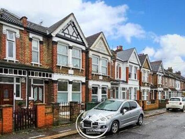 3 Bedroom Terraced House For Sale In London
