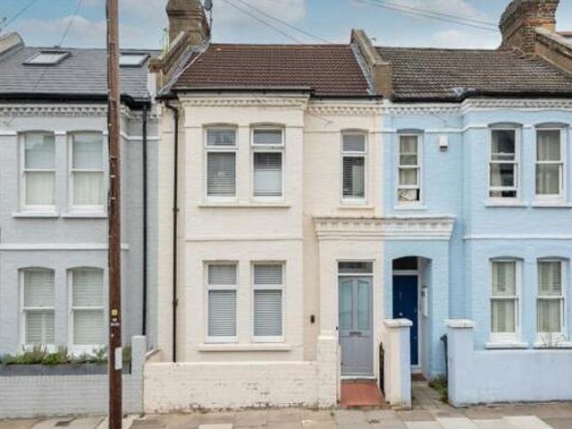 3 Bedroom Terraced House For Sale In London