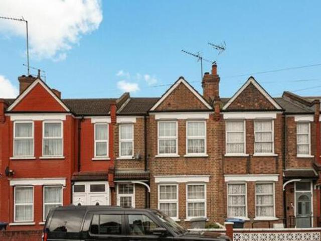 3 Bedroom Terraced House For Sale In London