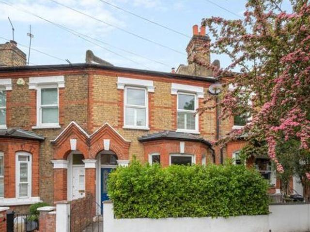 3 Bedroom Terraced House For Sale In London