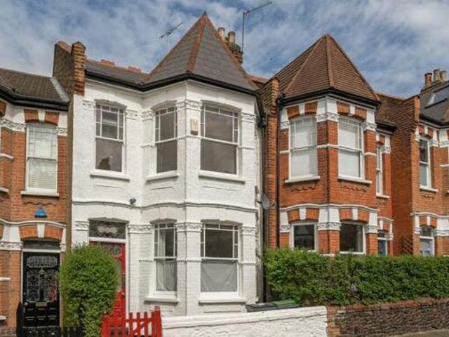 3 Bedroom Terraced House For Sale In London