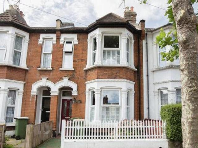 3 Bedroom Terraced House For Sale In London