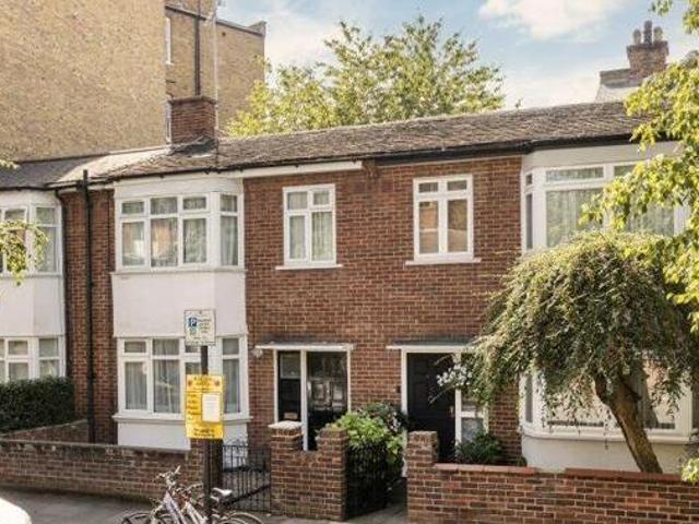 3 Bedroom Terraced House For Sale In London
