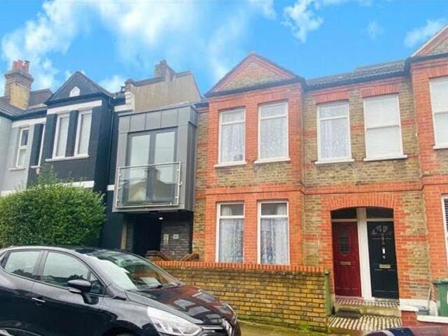3 Bedroom Terraced House For Sale In London
