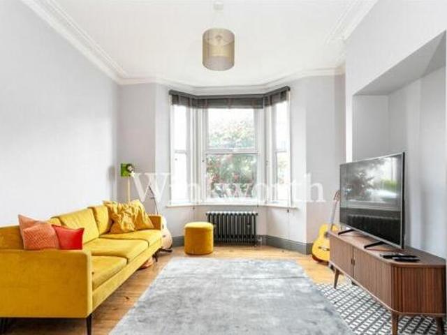 3 Bedroom Terraced House For Sale In London