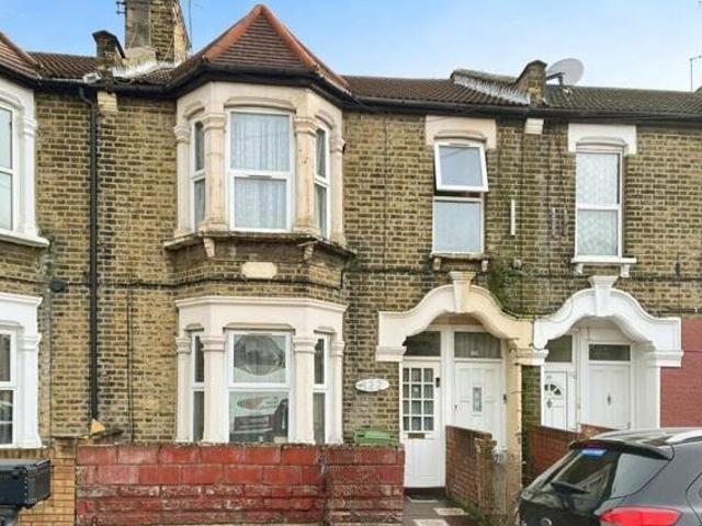3 Bedroom Terraced House For Sale In London