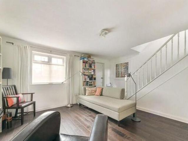 3 Bedroom Terraced House For Sale In London