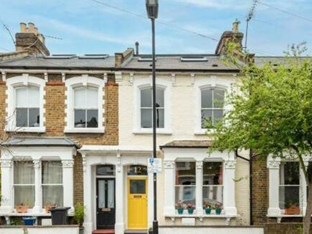 3 Bedroom Terraced House For Sale In London