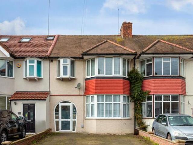 3 Bedroom Terraced House For Sale In London