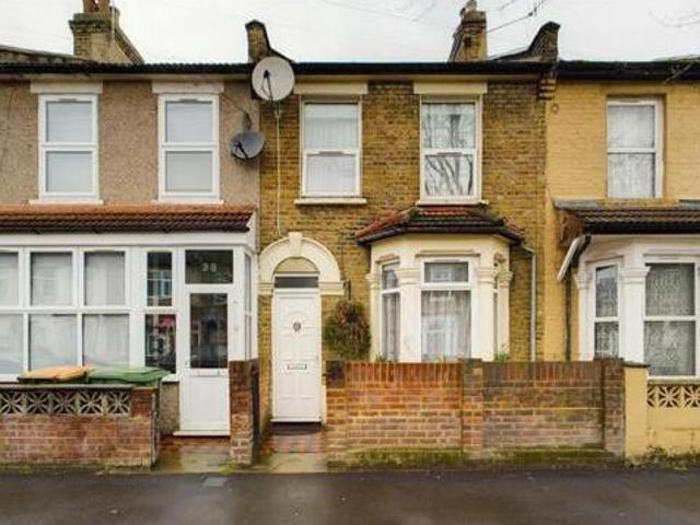 3 Bedroom Terraced House For Sale In London