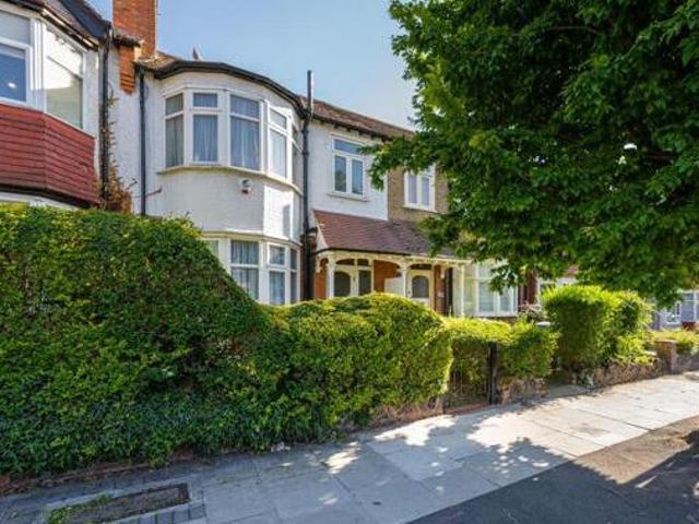 3 Bedroom Terraced House For Sale In London