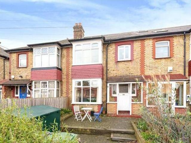3 Bedroom Terraced House For Sale In London