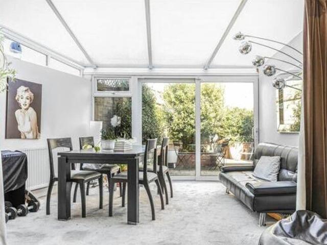 3 Bedroom Terraced House For Sale In London