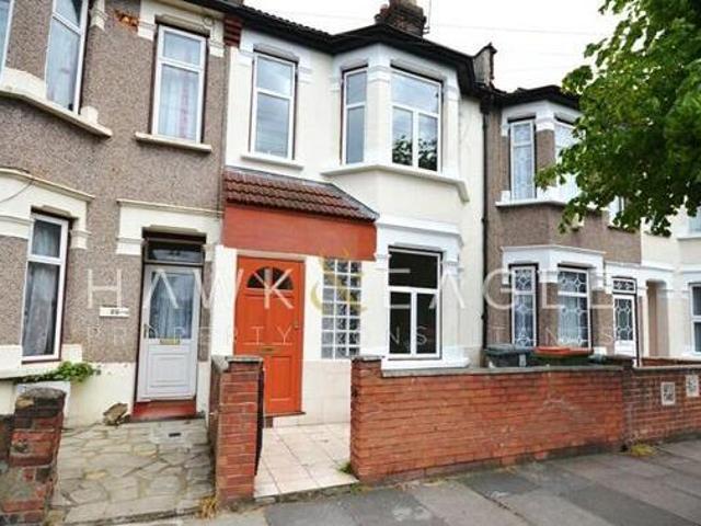 3 Bedroom Terraced House For Sale In London