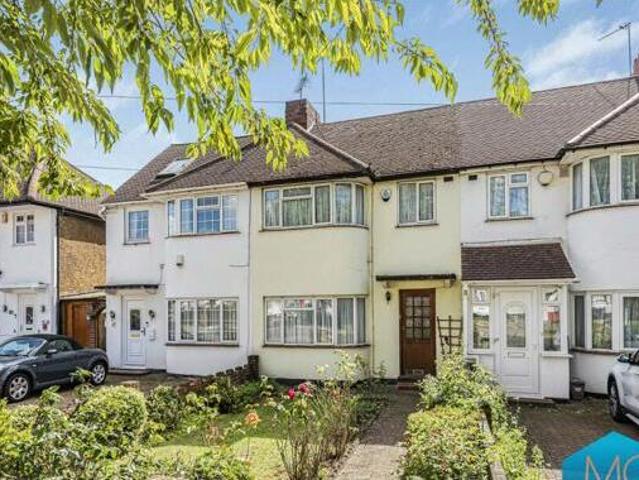 3 Bedroom Terraced House For Sale In London